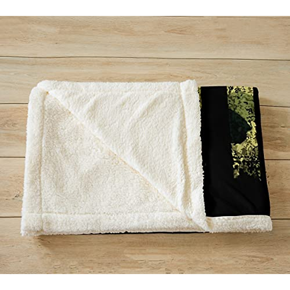 Fishing Lure Throws Blanket,Green Camouflage American Flag Sherpa Blanket for Girls Teens, Camo Fish Print Fisherman Gift Microfiber Fleece Blanket Room Decor, Throw Size (50 x 60 Inch)