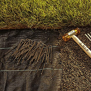 GardenMate 50-Pack 4'' 11 Gauge Heavy-Duty U-Shaped Garden Securing Stakes/Spikes/Pins/Pegs - Sod Staples for Anchoring Landscape Fabric