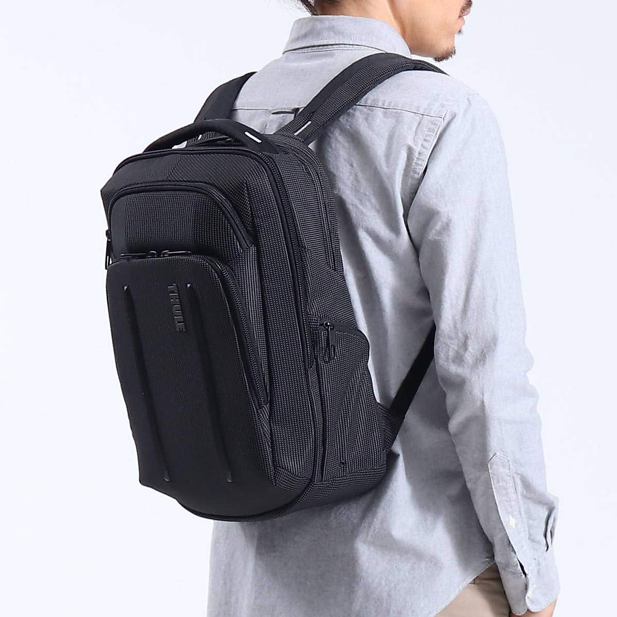 Thule Crossover 2 20l, Black, 12.2 x 7.5 x 16.9 in