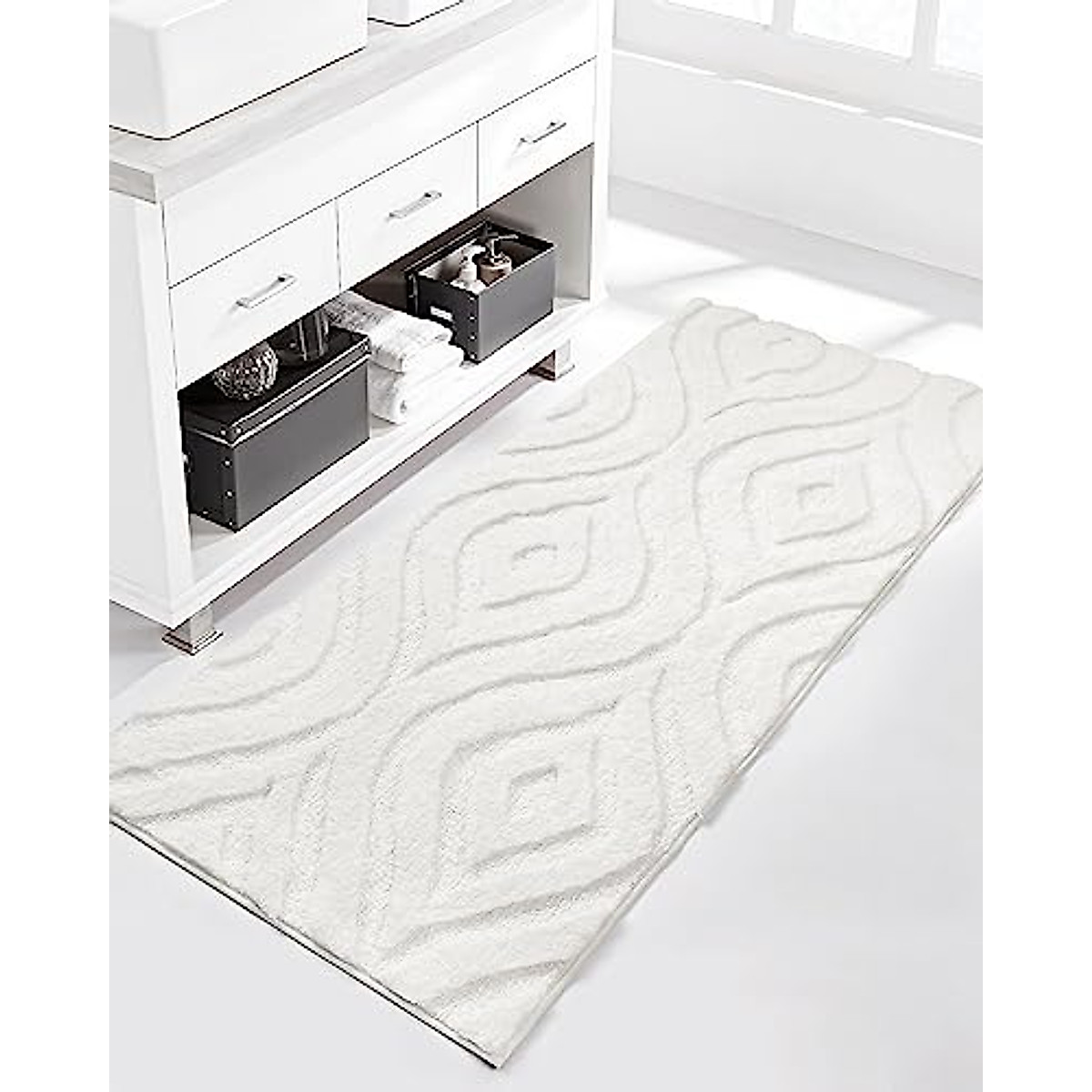 DEXDE Bathroom Rugs Runner 24x60 Long Bathroom Rug Non Slip Soft Washable Large Bath Mats for Bathroom Bedroom Hallway Kitchen Floor Carpet Modern Boho Decor, White