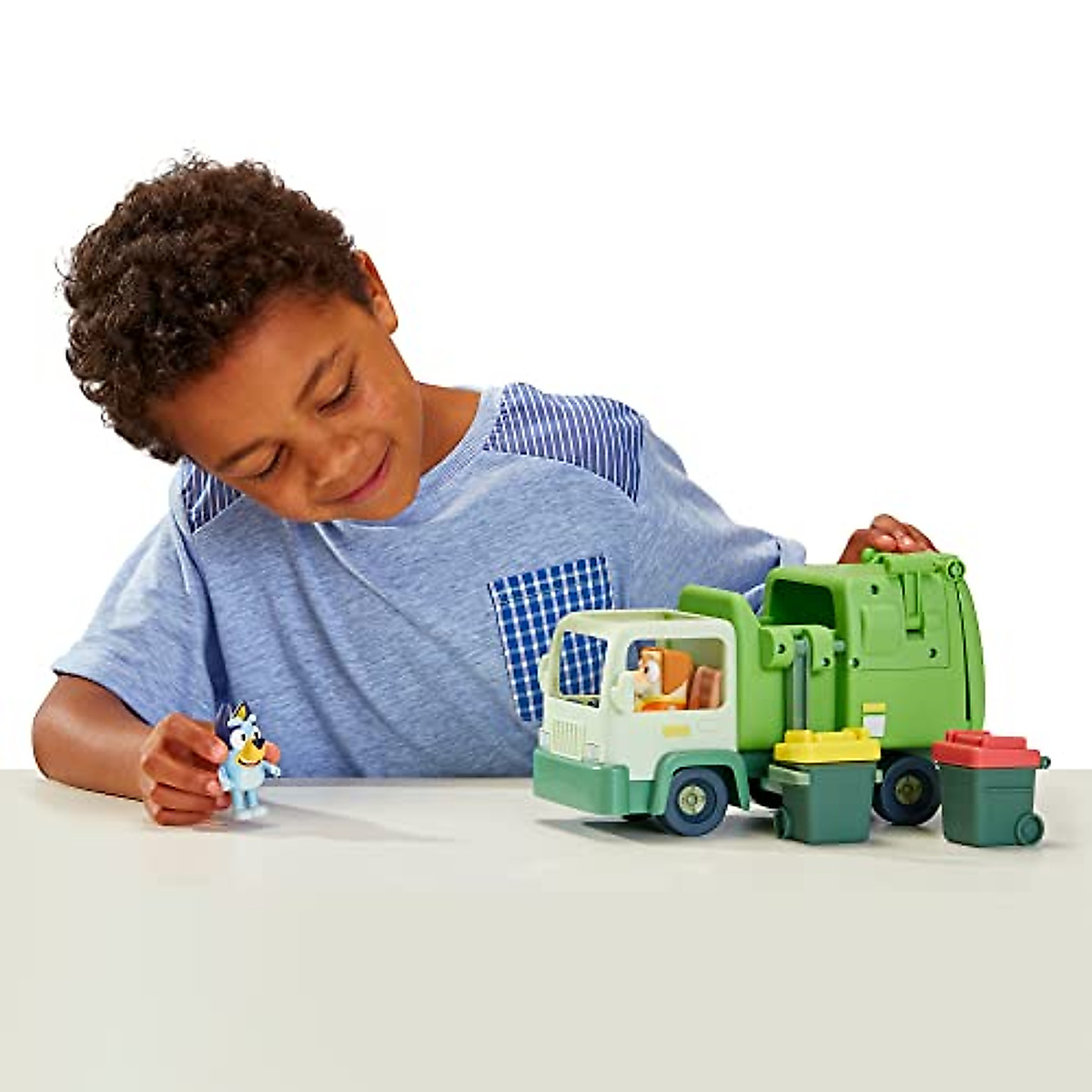 Garbage Truck - 2.5" Bluey and Bin Man poseable Figures with Playset, Multicolor