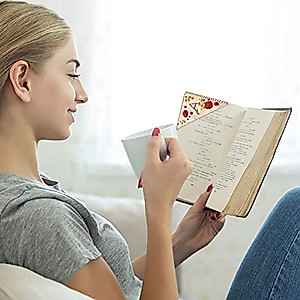 AZURAOKEY Cute Flower Letter Embroidery Bookmarks, Felt Triangle Bookmark, Hand Felt Page Number Decorative Book Label Letter Bookmarks for Reading Lovers Meaningful Gift