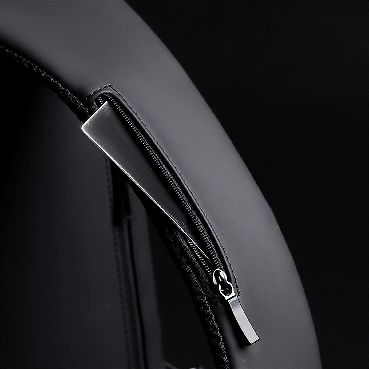 Konelia Anti-Theft Sling Chest Bag Backpack Waterproof Crossbody Shoulder Bag Travel Casual Daypack with USB Charge Port