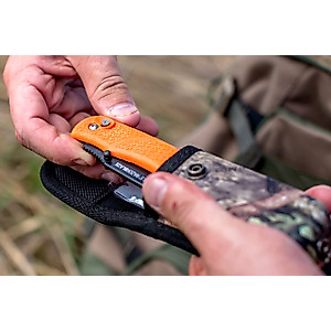 OUTDOOR EDGE Knives' RazorPro L Hunting Knife with Razor-Sharp Replaceable Blade features Non-Slip TRP Orange Handle, Belt Holster, & 30 Blades. Must-Have Field Dressing Knife for Your Hunting Gear