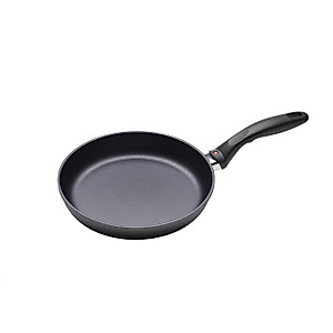 Swiss Diamond 9.5" Fry Pan HD Nonstick Induction Diamond Coated Aluminum Fry Pan, Dishwasher and Oven Safe, Gray