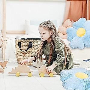 Galvitu Flower Pillow, Flower Shaped Pillow and Floor Seating Cushion, Aesthetic Room Décor Throw Pillow for Bedroom, Living Room, Kids Room, Bed, Couch, Sofa, Chair, 17.7 Inch (Green)