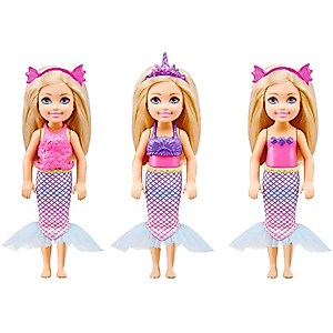 Barbie Dreamtopia Chelsea Doll & Dress-Up Set with 12 Fantasy Fashions & Accessories Themed to Royals, Mermaids, Unicorns & Dragons