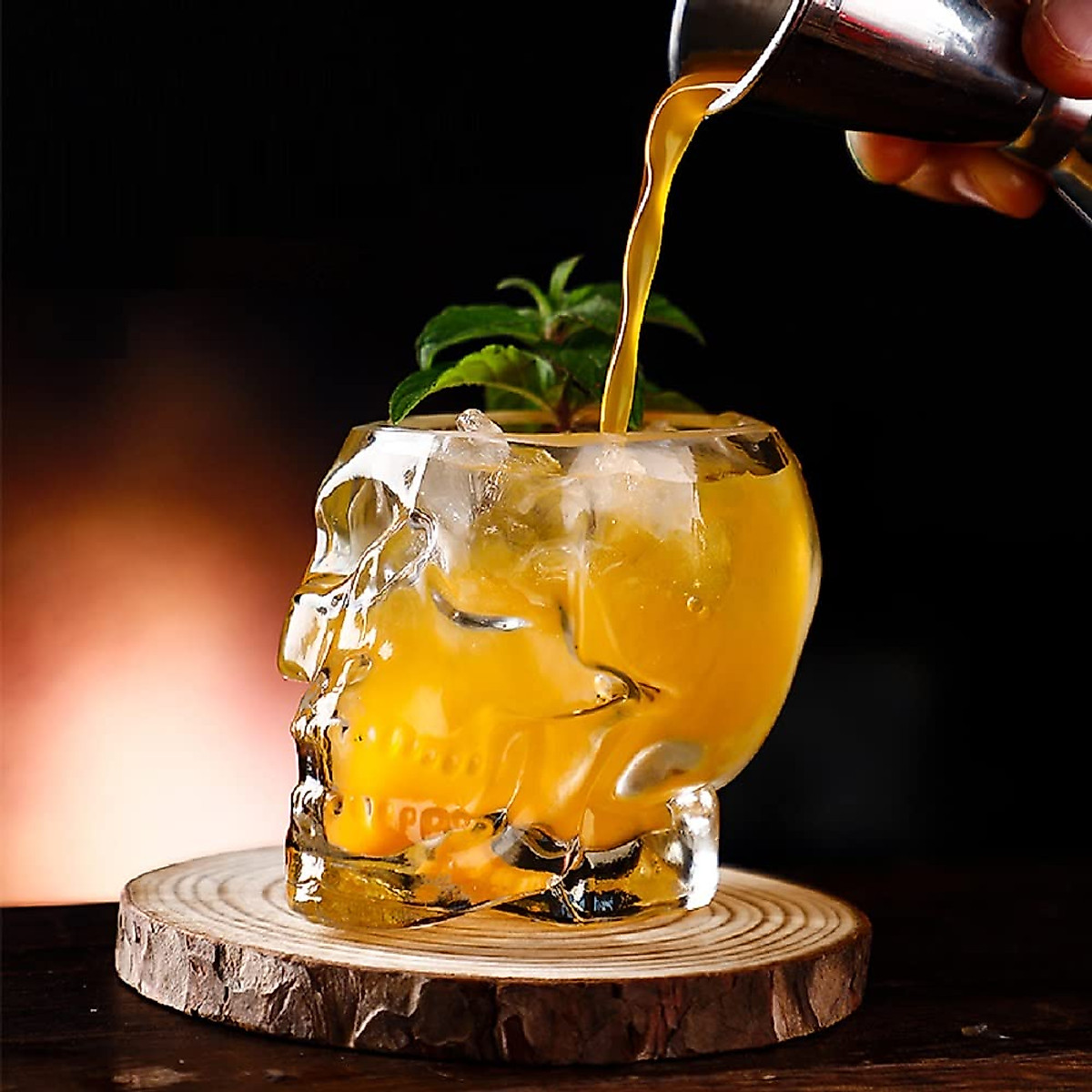 USEEKRIL Funny skull Wine Glass,Drinking Glass,Large Glasses,Vodka Spirits Cup Glass,Gift,Engraved Design,New Crystal Skull Cup,Halloween Decorations Gifts(350ML)