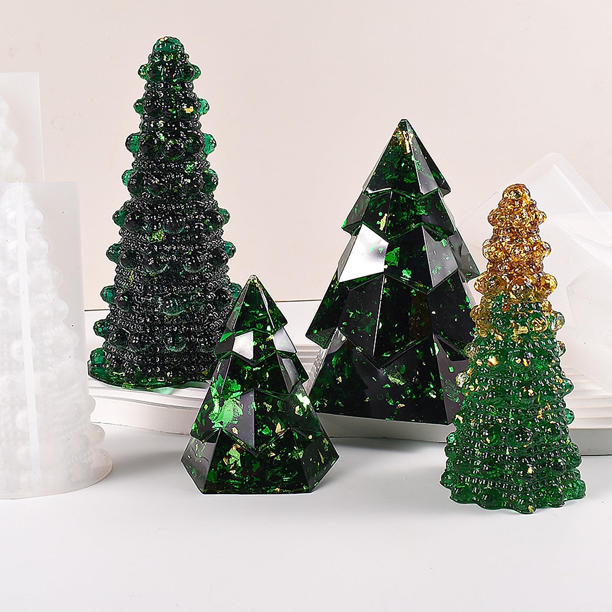 Xidmold 4pcs Christmas Tree Resin Molds, 3D Christmas Tree Silicone Mold for Fondant, Candle, Soap, Bath Bomb, Plaster, Epoxy Resin, Xmas Crafts