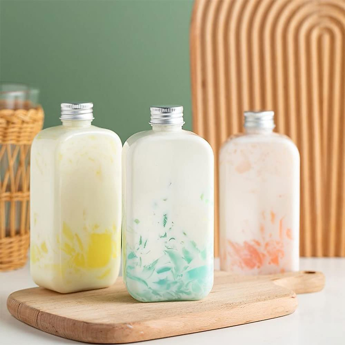 TOPJINZHIONE 2 Pack 300ml Clear Juice Bottles Plastic Juice Bottles with Tamper Seal Lids Reusable Square Drink Containers for Storing Homemade Beverages