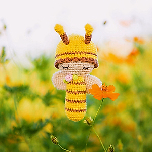 Bunny Sleeping Bee Rattle, Eye-catching Colored Toy for Toddlers, Handmade Woolen Toy with Strict Quality Testing Process, Baby Wooden teethers