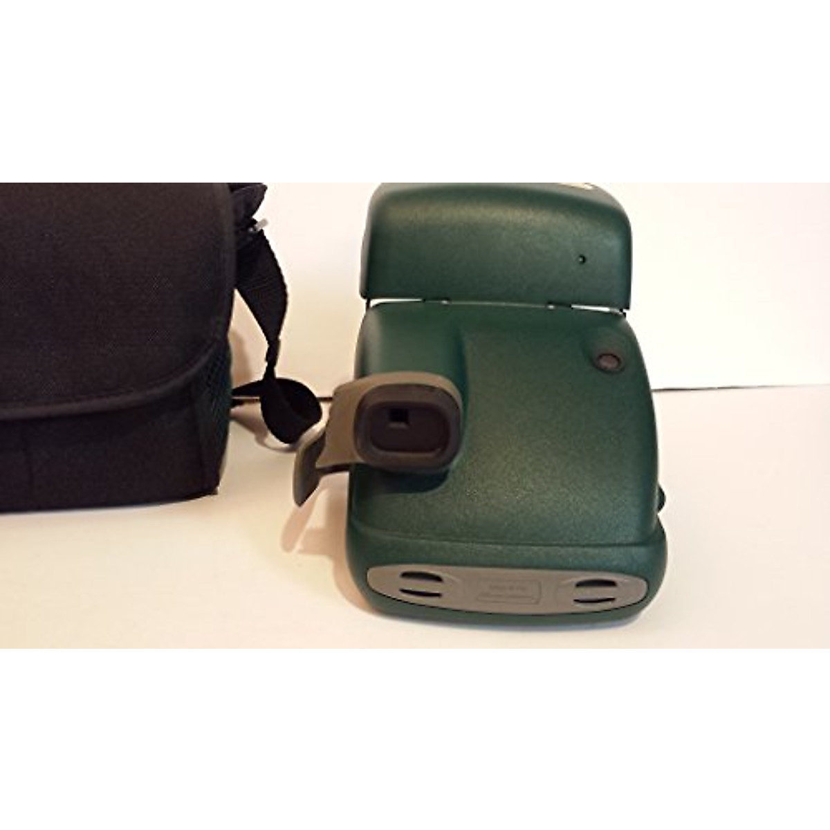 Polaroid One-Step Express Hunter Green Instant Camera Kit (includes Camera Bag and 600 Film)