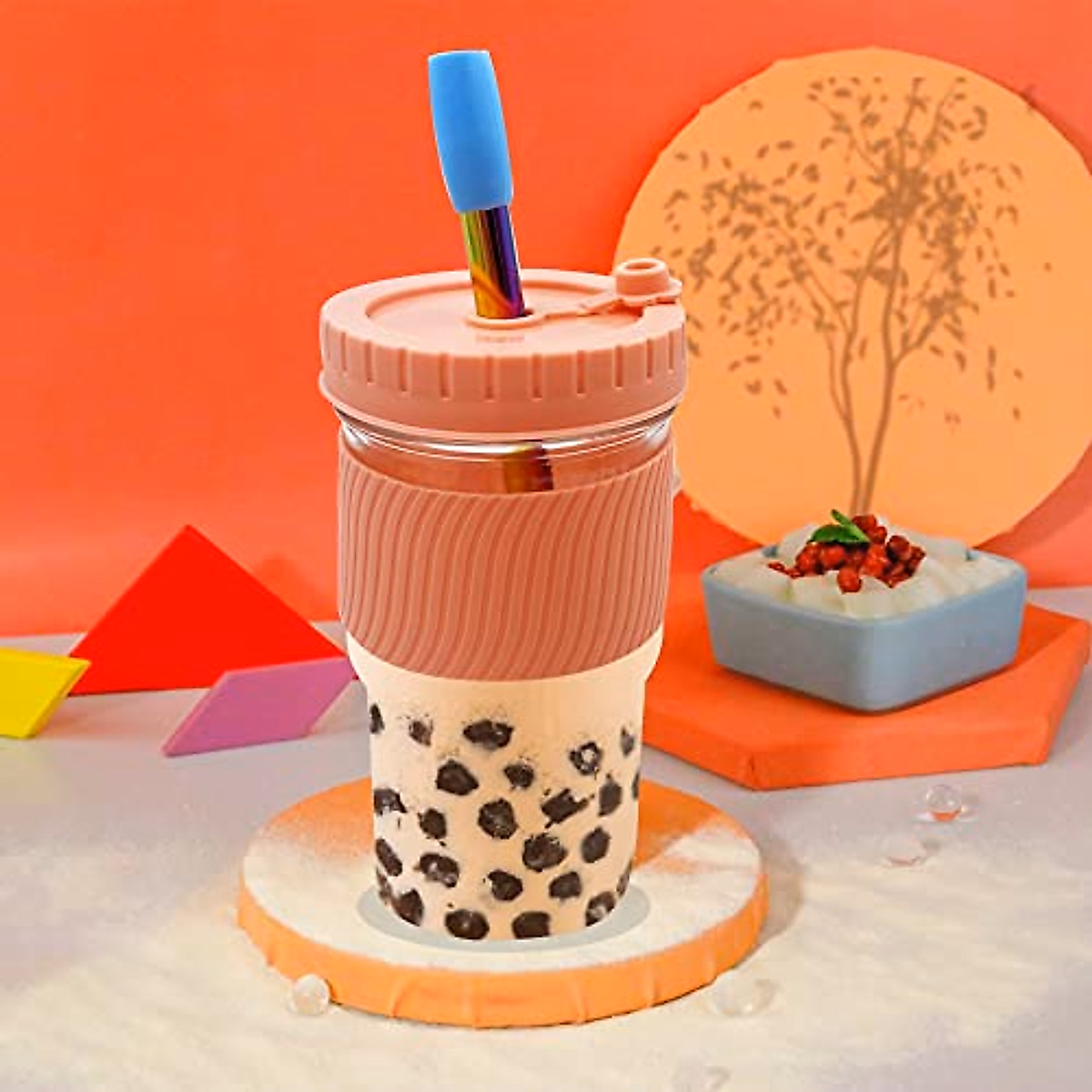 2 Pack Reusable Bubble Tea Cup , 22Oz Wide Mouth Smoothie Cups with Bamboo Lid, Silicone Sleeve & Angled Wide Straws, Leakproof Glass Mason Jars Iced Coffee Glasse Cup for Iced Coffee，Soda(Pink)