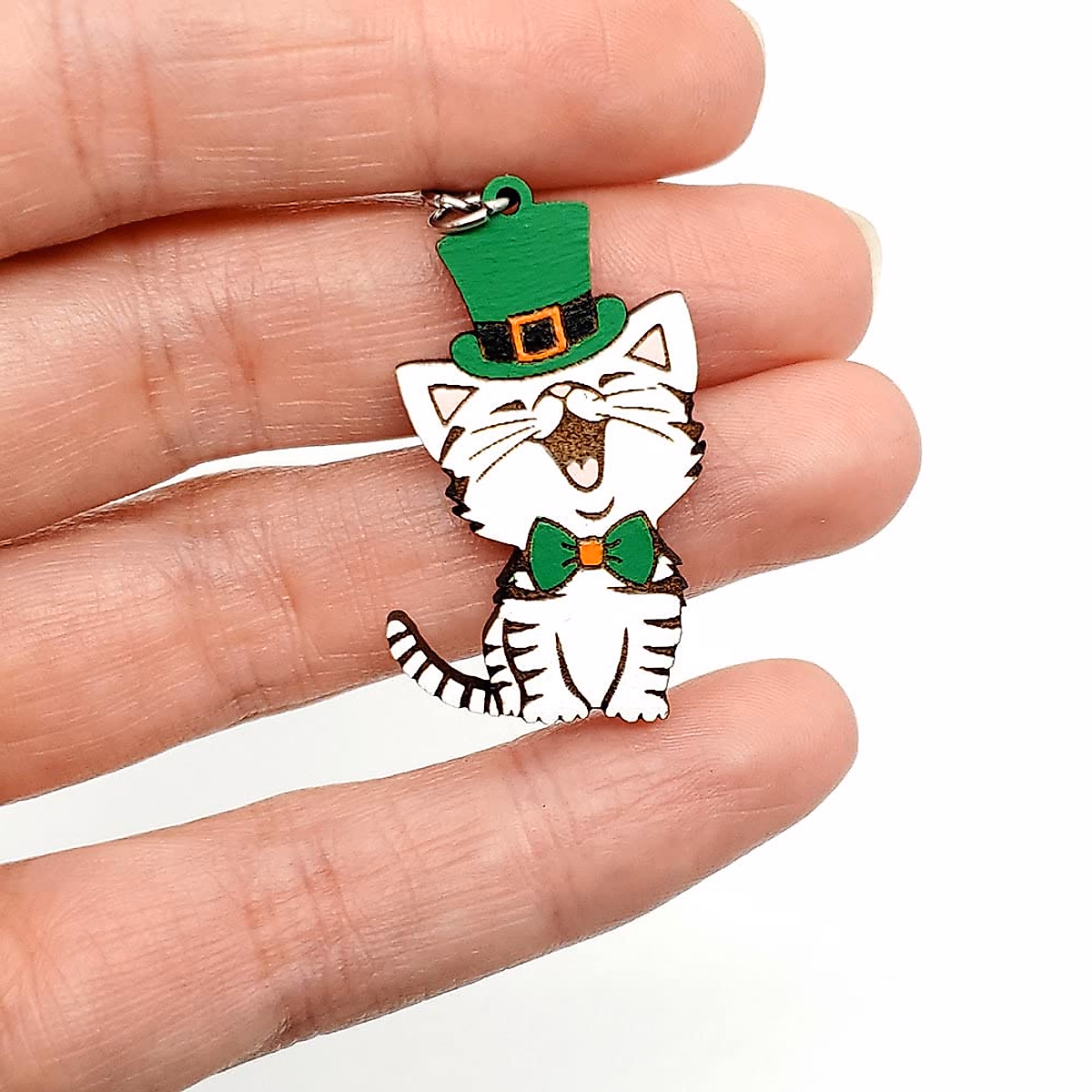 Pingyongchang St. Patrick's Day Earrings Irish Shamrock Rainbow Wood Dangle Drop Earrings Handmade Green Clover Cat Dog Wooden Earrings for Women Holiday Good Lucky Jewelry Gift-Cat