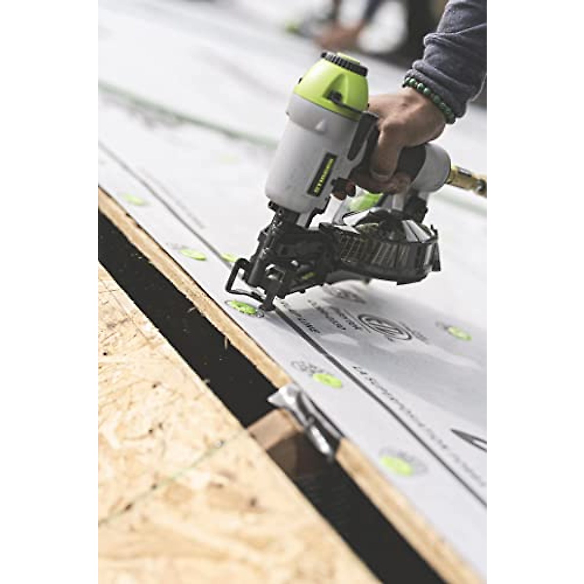 STINGER CN100B Pneumatic Cap Nailer, 1" Cap Diameter, 1" Nail Length, Collated Cap Nails for Roofing Underlayment & House Wrap (0136252)