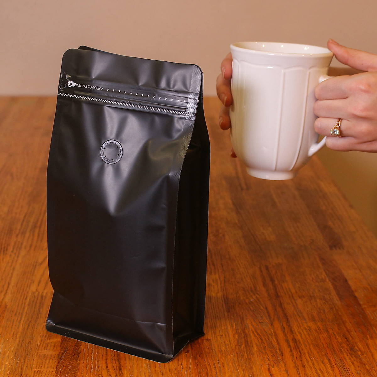 7Penn Resealable Coffee Bags - 16oz 50pk Black Packaging Zipper Pouch Coffee Bags with Valve for Coffee, Candy, or Herbs