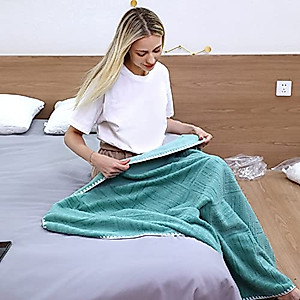 Wearable Blanket, Comfy Blanket Transformable into Ponchos, Capes with Buttons, Plush Sleeveless Blankets for Adults 40 * 60” (Green)