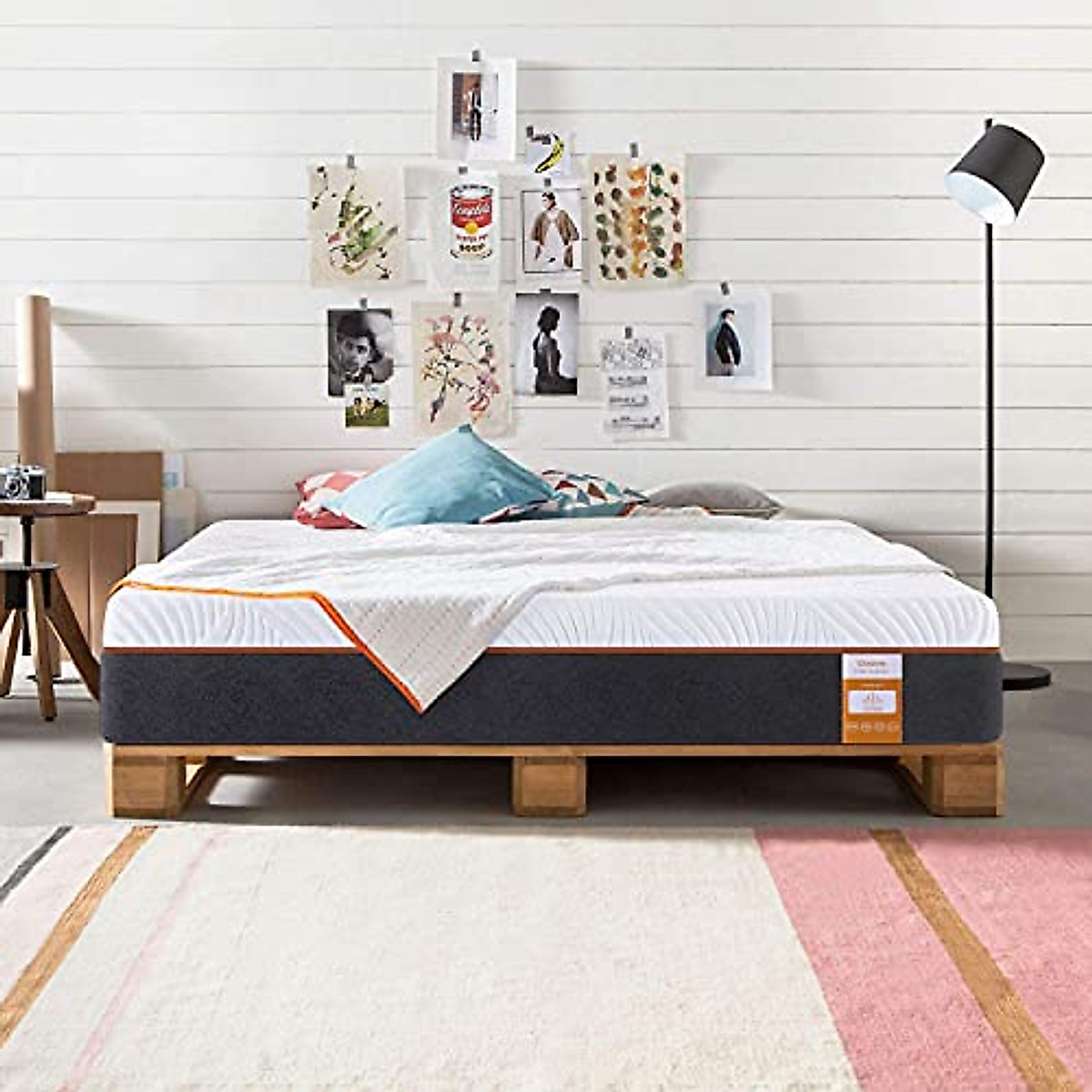 Coolvie Queen Mattress, 10 Inch Comfy Cool Memory Foam and Innerspring Hybrid Mattress, with Individually Pocket Coils, Cushioning Euro Top and Breathable Hypoallergenic Knitted Cover