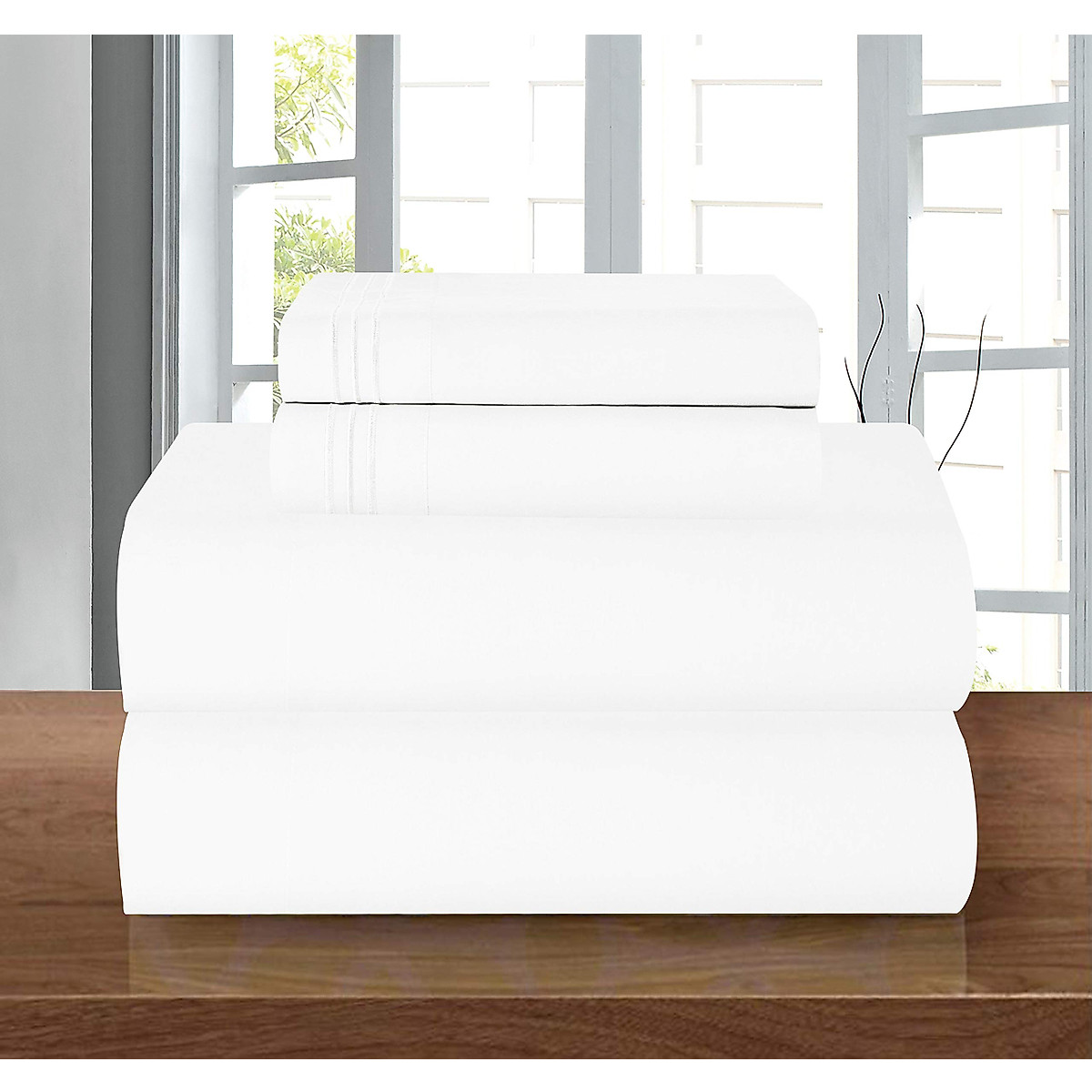 Elegant Comfort Luxury 1500 Premium Hotel Quality Microfiber 4-Piece Sheet Set - Wrinkle Resistant, All Around Elastic Fitted Sheet, Deep Pocket up to 16", Twin/Twin XL, White