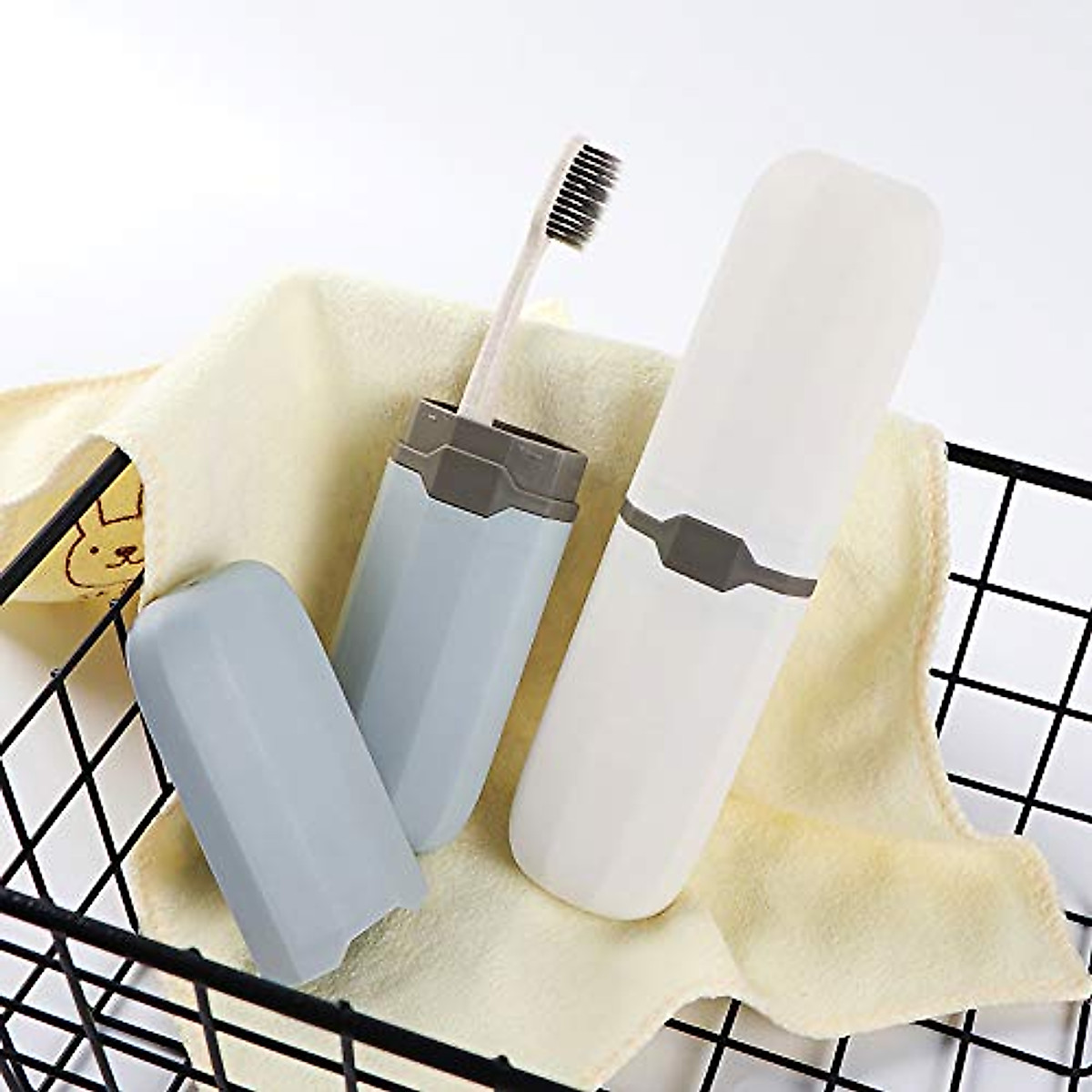 Travel Toothbrush Case Box, Plastic Portable Toothbrush Holder, Capsule Oran Denture Care Container, Denture Brush Case Toothpaste Storage Box for Travel Camping Business（2 Pcs, Transparent White ）