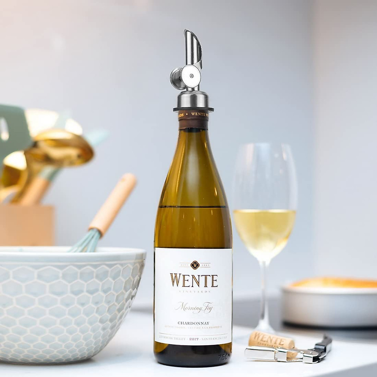 MEETSWEET 1PCS Stainless Steel Classic Wine Glide Pourer, Wine Pour, Hygienic Speed Pour Spouts, Wine Pourers for Wine Bottles(silver)