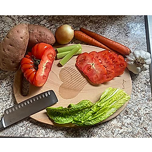 kaiDesign - Heart Design Wooden Cutting Board Coated In Mineral Oil, Quality Beech Wood Design for Housewarming Gifts, Mother's Day Present, Wedding Anniversary and Valentine's Day Gift