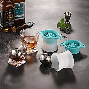 Old Fashioned Whiskey Glasses,Set of 6 (2 Crystal Bourbon Glasses,2 Stainless Steel Ice Balls,2 Round Big Ice Molds )-9 Oz Whiskey Rocks Glass for Scotch Cocktail Rum Cognac Vodka Liquor,Gift for Men