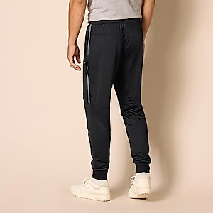 Amazon Essentials Men's Performance Stretch Knit Jogger Pant, Black, Medium