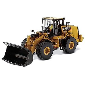 Diecast Masters 1:50 Caterpillar 972M Wheel Loader | High Line Series Cat Trucks & Construction Equipment | 1:50 Scale Model Diecast Collectible | Diecast Masters Model 85927