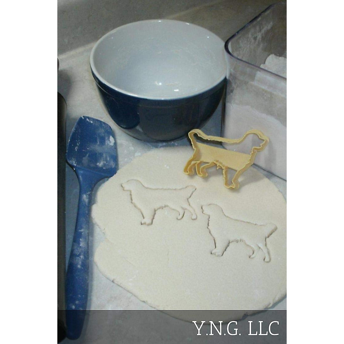 GOLDEN RETRIEVER OUTLINE DOG BREED FRIENDLY FAMILY PET COOKIE CUTTER MADE IN USA PR626