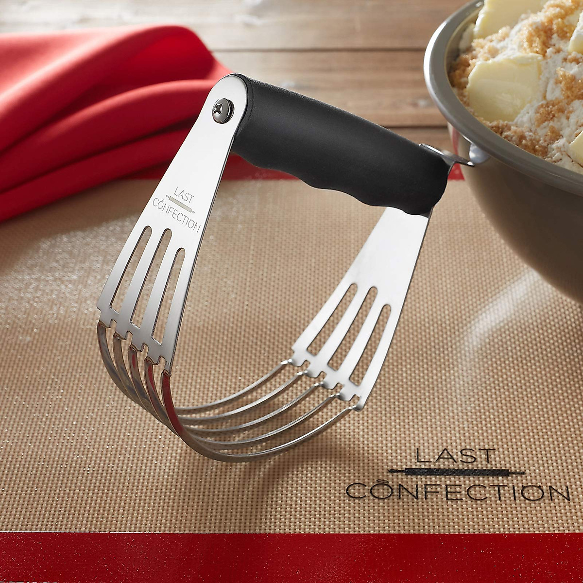 Last Confection Pastry Blender Dough Cutter - Soft Grip Handle & Stainless Steel Blades - Professional Flour Mixer for Pasta, Pie Crust and Cake