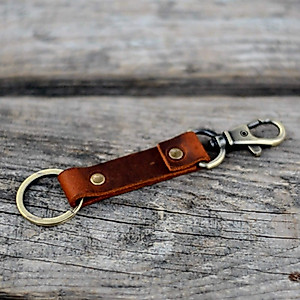 JJNUSA Genuine Leather Keychain Walnut Leather Key Holder Mens Key Chain Ring Fob brown
