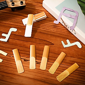 50 Pcs Alto Saxophone Reeds Sax Reeds Size 2.5, Strength 2 1/2 Clarinet Bamboo Reeds with Protective Cover for Soprano Alto Woodwind Musical Instrument Accessories Beginners Educators Students