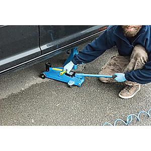 Silverline 633935 Hydraulic Trolley Jack 2 Tonne , Blue