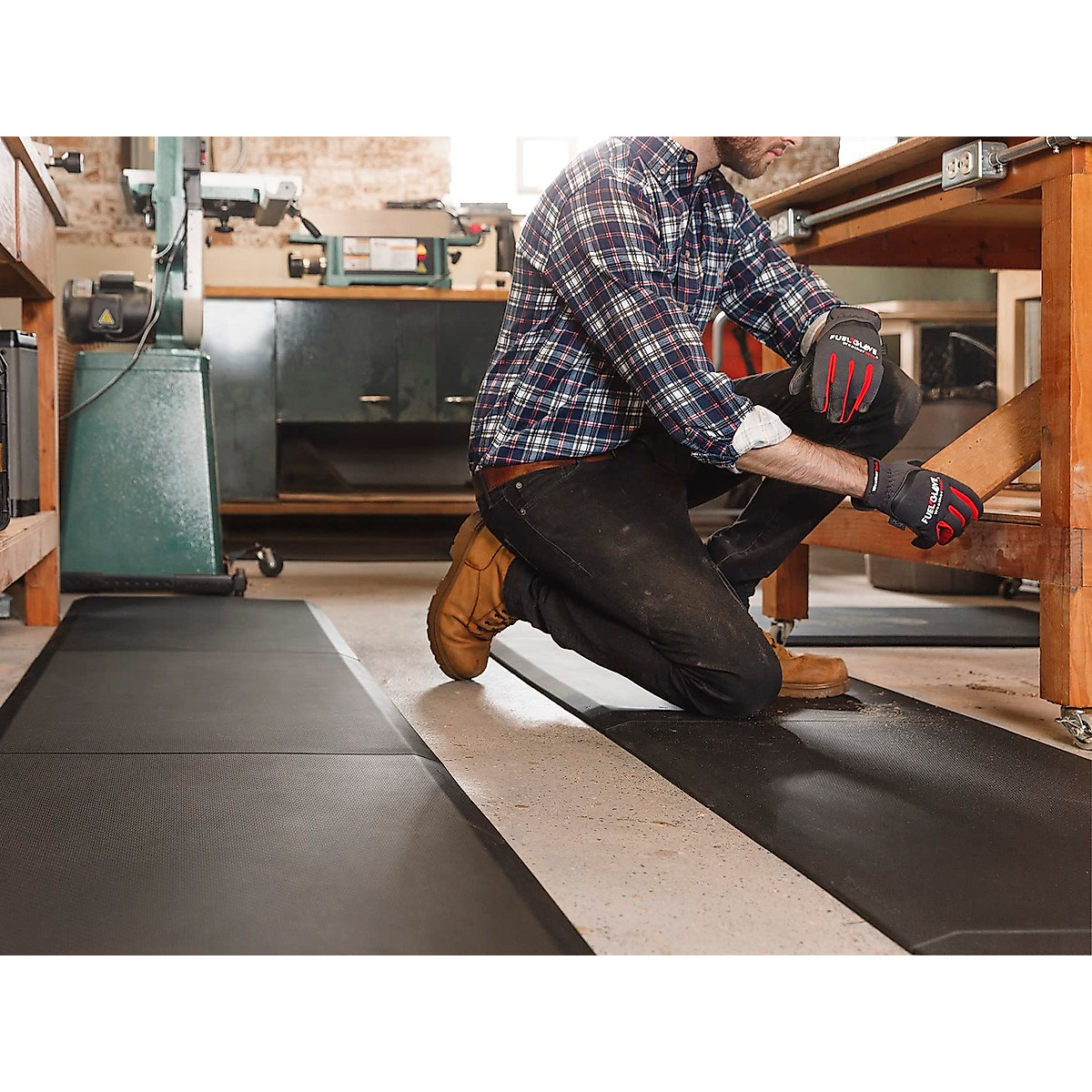 WeatherTech ComfortMat Connect, 24 by 36 Inches Anti-Fatigue End Mats, Carbon Fiber Pattern, Grey - Set of 2