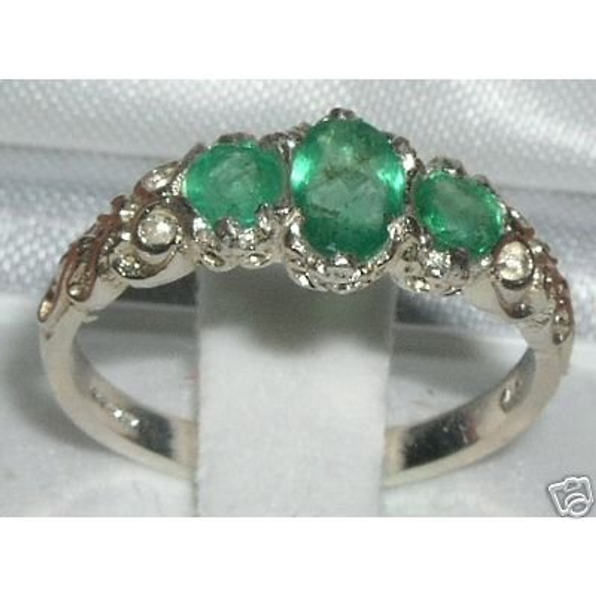 925 Sterling Silver Real Genuine Emerald Womens Band Ring - Size 4
