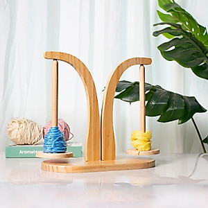 Kamostarr Wooden Yarn Holder for Crocheting, Magnetic Rotating Yarn Ball Holder, Yarn Spinner as Crochet Gift for Knitting Lovers