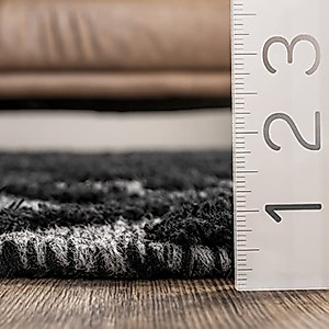 nuLOOM Jinny Moroccan Wool Tasseled Area Rug, 4x6, Dark Grey