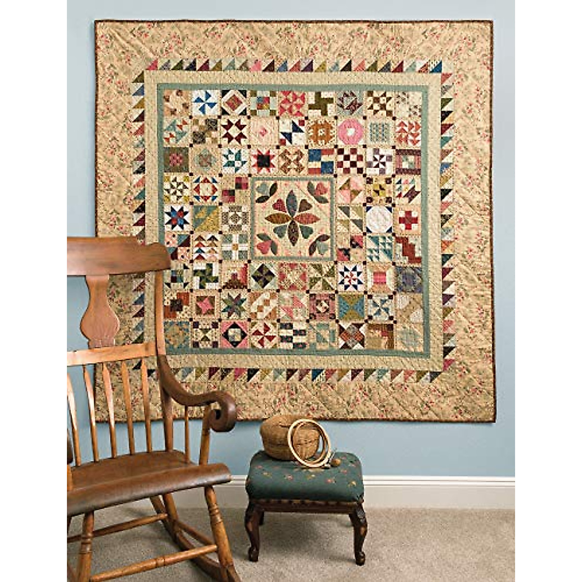 Schoolgirl Sampler: 72 Simple 4" Blocks and 7 Charming Quilts