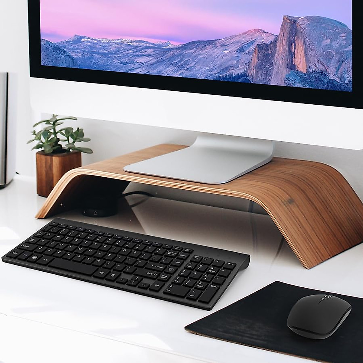 2.4G Wireless Keyboard and Mouse Ultra Slim Full Size Keyboard with Numeric Keypad Compact Keyboard for Computer/Desktop/PC/Laptop (Black)