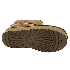 UGG Unisex-Child Classic Mini Platform Boot, Chestnut, 5 Big Kid