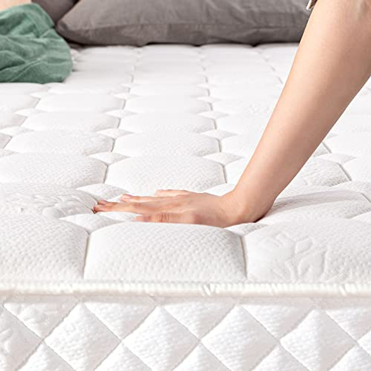 Best Price Mattress 8 Inch Tight-Top Pocket Spring-Mattress - Motion Isolation Individually Encased Pocket Springs, Comfort Foam-Top, CertiPUR-US Certified Foam, Twin