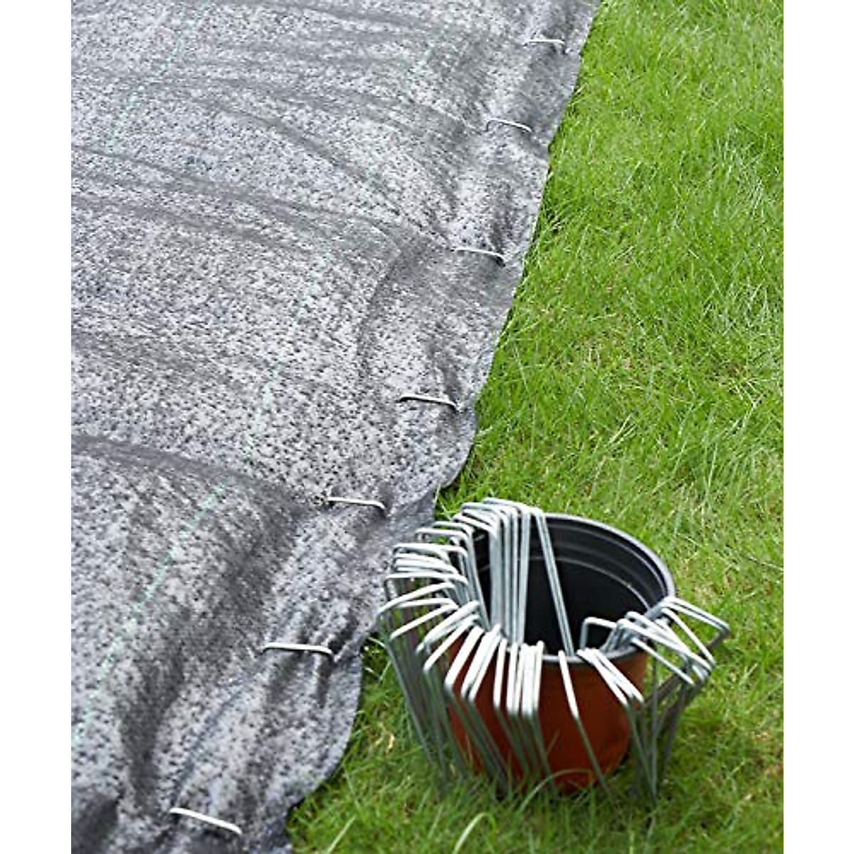 Decorlife 100-Pack Landscape Staples, 6-Inch 11 Gauge Galvanized Garden Staples with Sharp Ends, Anti-Rust & Heavy-Duty, Ideal for Anchoring Weed Barrier Fabric, Irrigation Line