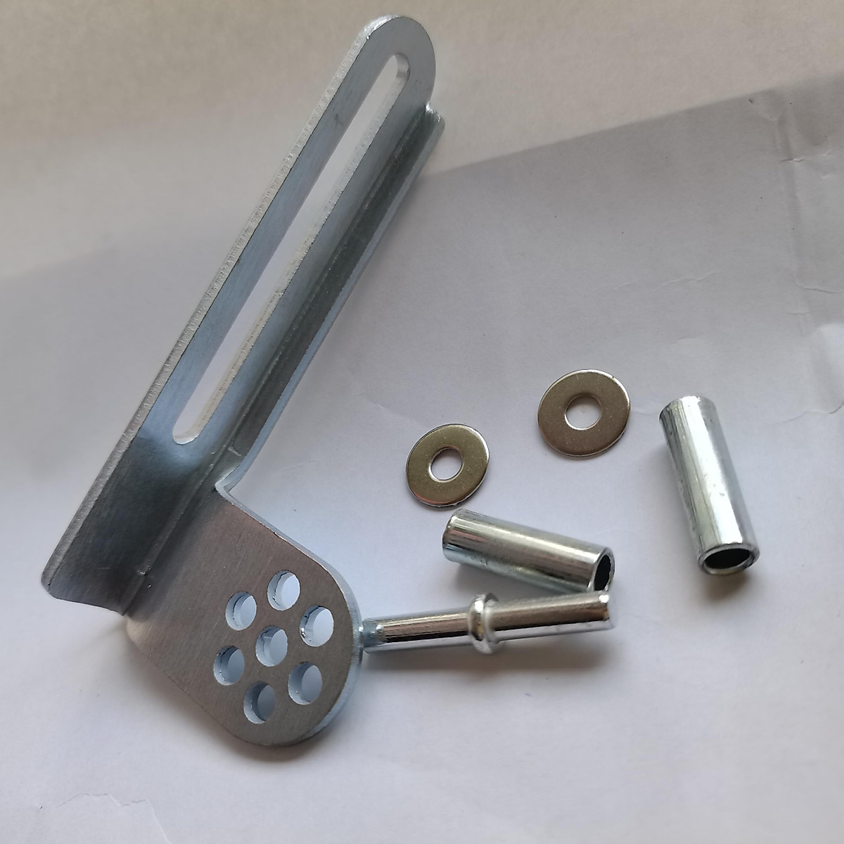 Refrigerator Door Hinge Kit compatible with many different brands' refrigerator