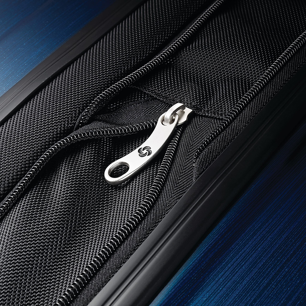 Samsonite Winfield 2 Hardside Expandable Luggage with Spinner Wheels, Deep Blue, 3-Piece Set (20/24/28)