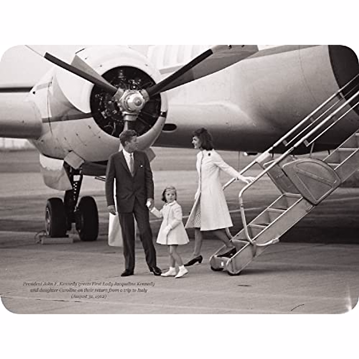 The Jackie Kennedy Signature Notebook: An Inspiring Notebook for Curious Minds (13) (The Signature Notebook Series)