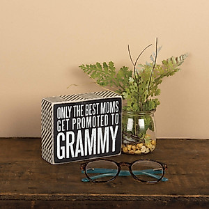 18th Street Gifts Grammy Gift Set, 3 Item Kitchen Decor Set with 2 Dish Towels and Promoted to Grammy Sign