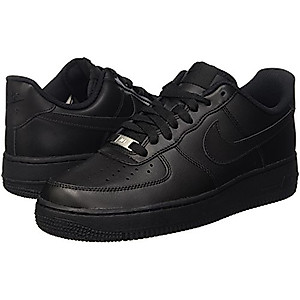 Nike Women Basketball Shoe, Black, 8 US