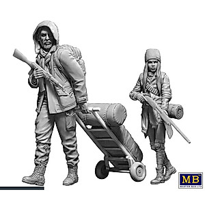 Master Box 24078-1/24 Scale - Pоst-Apocalyptic Series. The Last Bridge 3 Figures in kit
