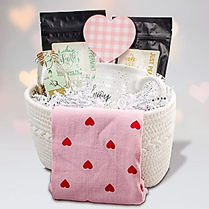 MagicWater Supply Crinkle Cut Paper Shred Filler (1 LB) for Gift Wrapping & Basket Filling - White & Silver